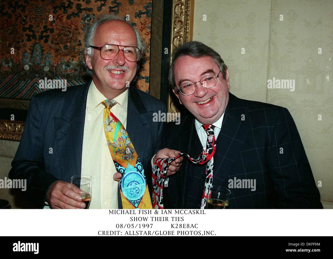 May 8, 1997 - MICHAEL FISH & IAN MCCASKIL.SHOW THEIR TIES.08/05/1997 ...