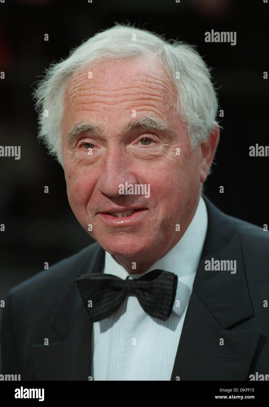 Nigel hawthorne hi-res stock photography and images - Alamy