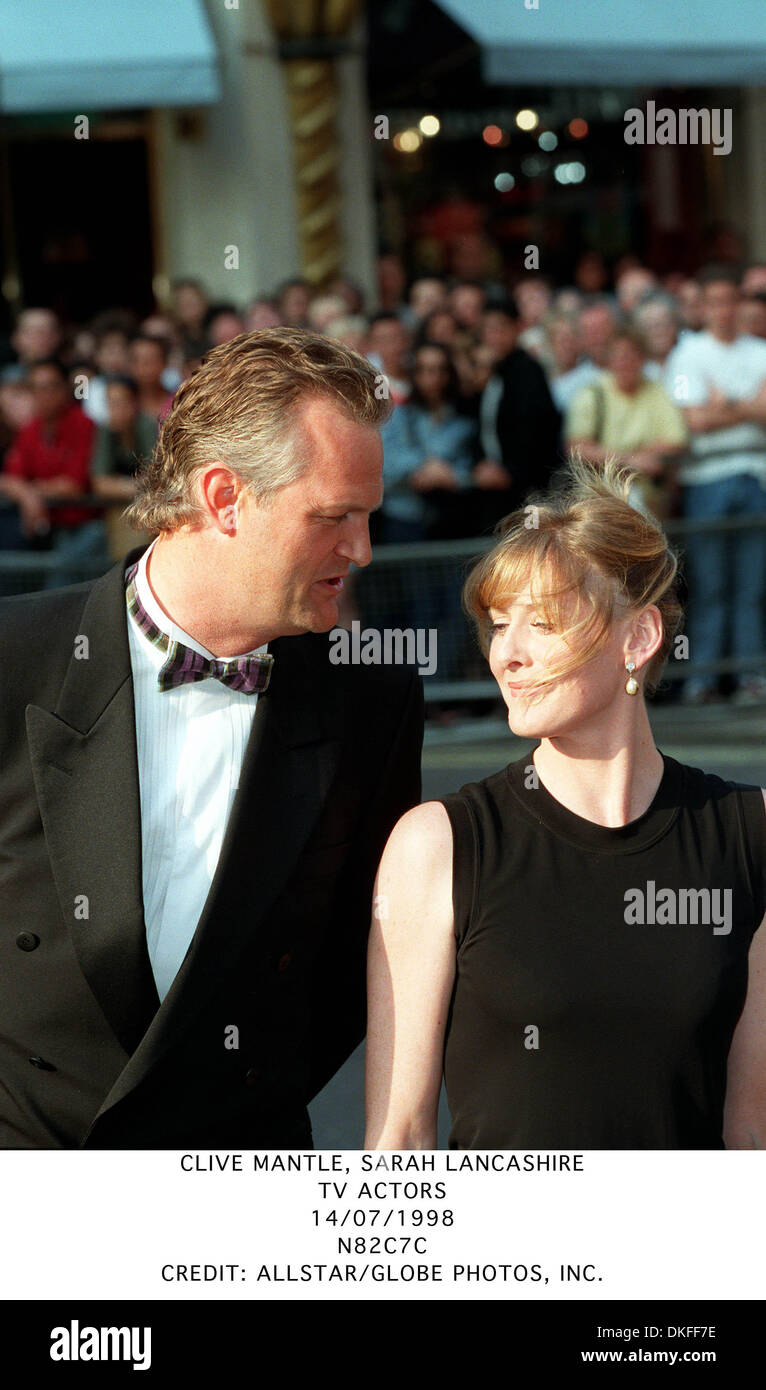 CLIVE MANTLE, SARAH LANCASHIRE.TV ACTORS.14/07/1998.N82C7C.CREDIT ...