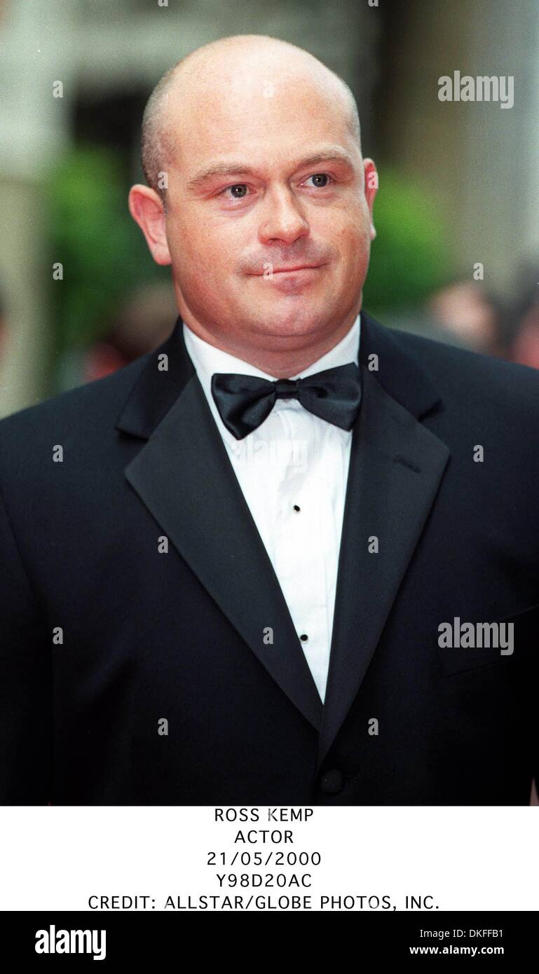 Actor ross kemp hi-res stock photography and images - Alamy