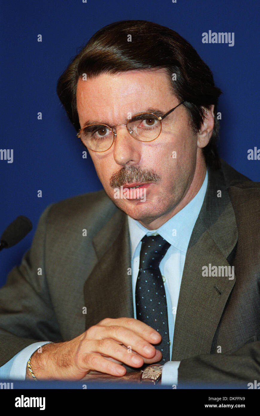 JOSE MARIA AZNAR.PRIME MINISTER OF SPAIN. NICE FRANCE, EUROPEAN SUMMIT ...