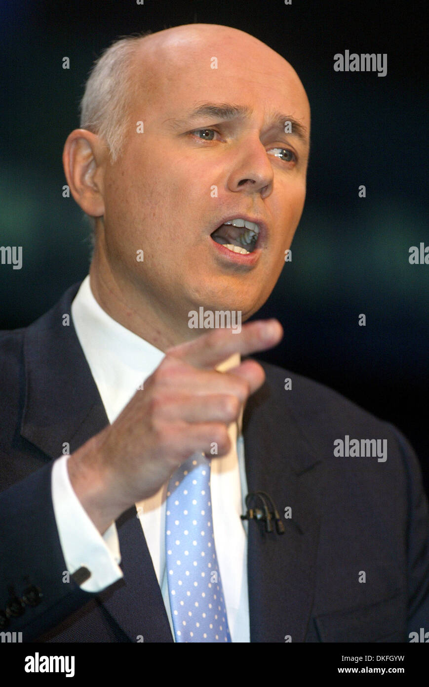 IAIN DUNCAN SMITH MP.CONSERVATIVE PARTY LEADER.TCONSERVATIVE CONFERENCE ...