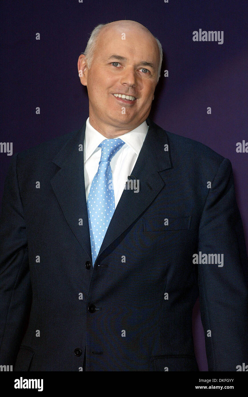 Iain duncan smith 2002 hi-res stock photography and images - Alamy