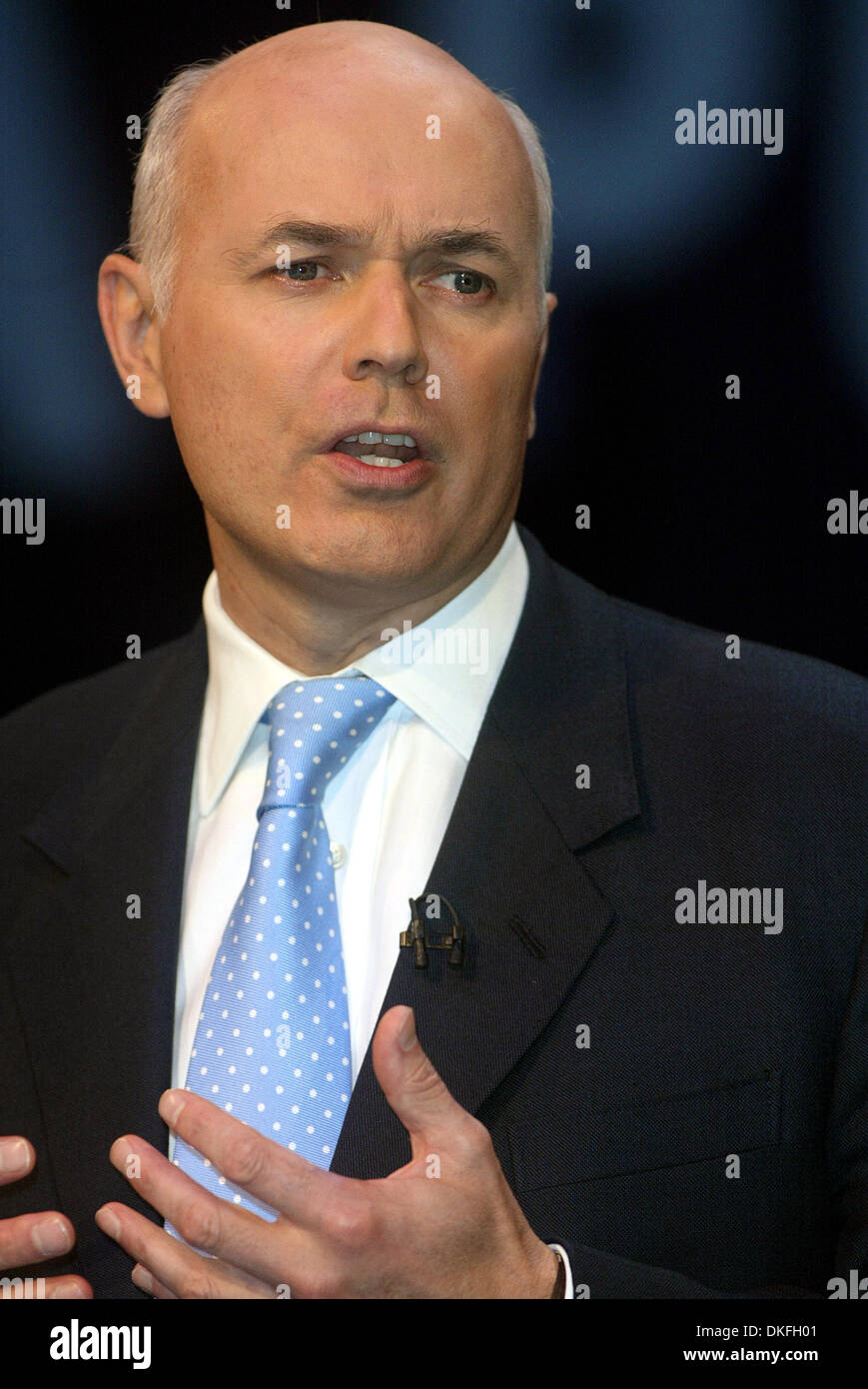IAIN DUNCAN SMITH MP.CONSERVATIVE PARTY LEADER.TCONSERVATIVE CONFERENCE ...