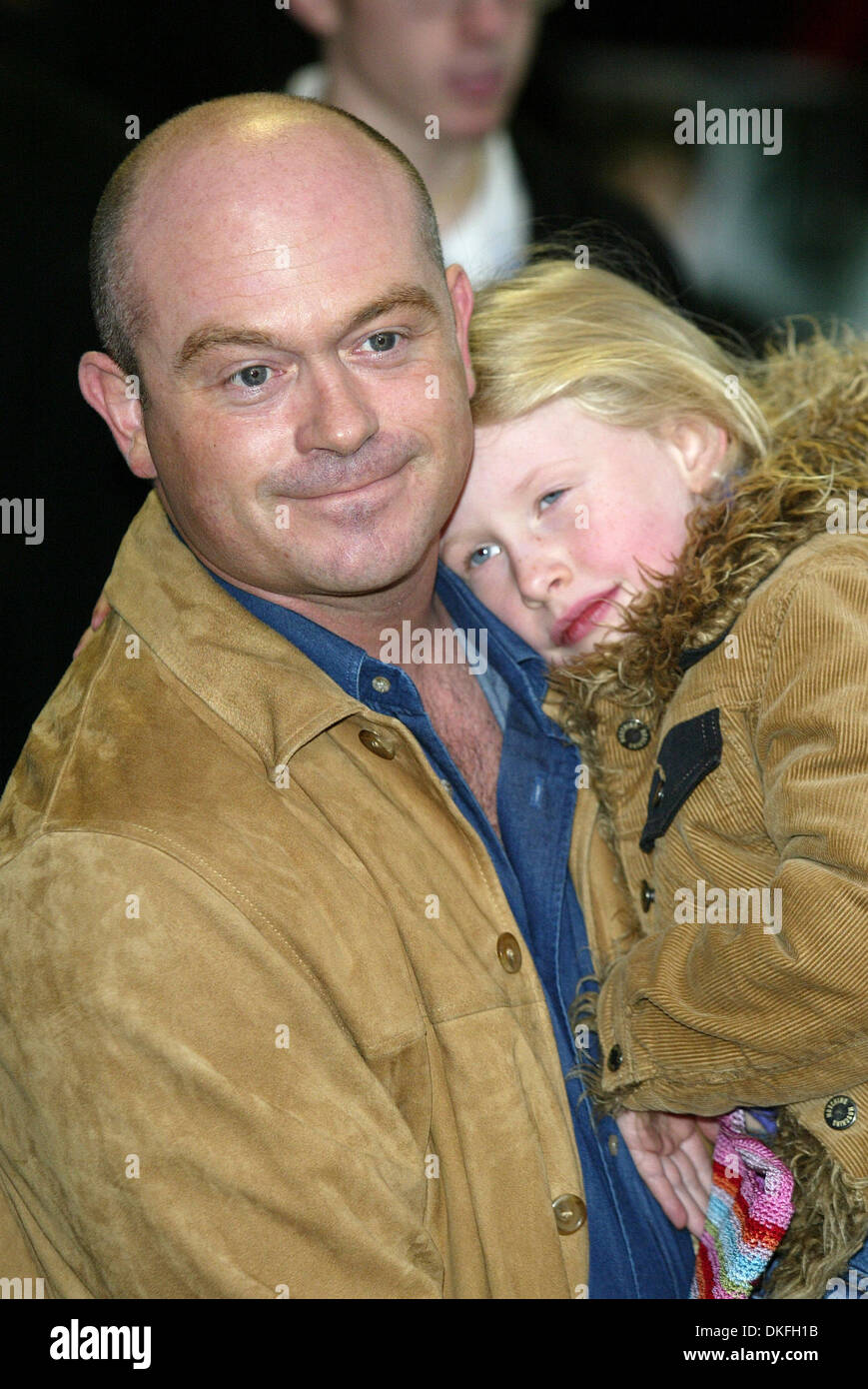 Ross kemp hi-res stock photography and images - Alamy