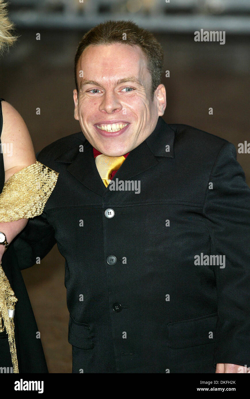 WARWICK DAVIS.ACTOR .ODEON LEICESTER SQUARE, LONDON.04/11/2002.DIB4026 ...