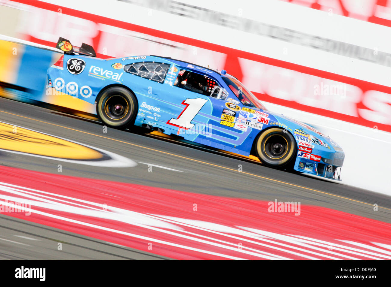 Martin truex jr (nascar driver) hi-res stock photography and images - Alamy