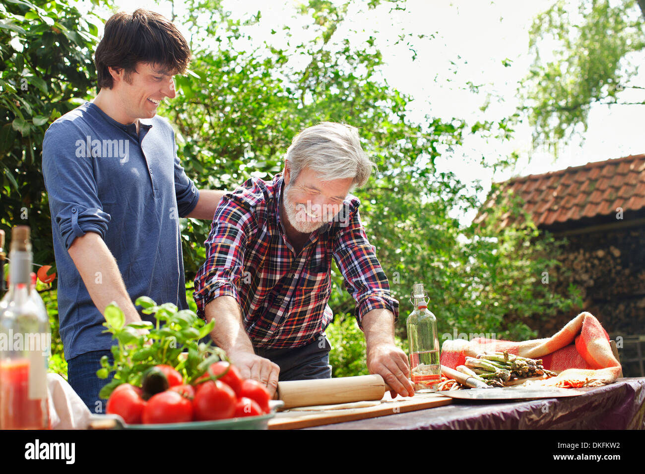 Father hand son shoulder hi-res stock photography and images - Alamy
