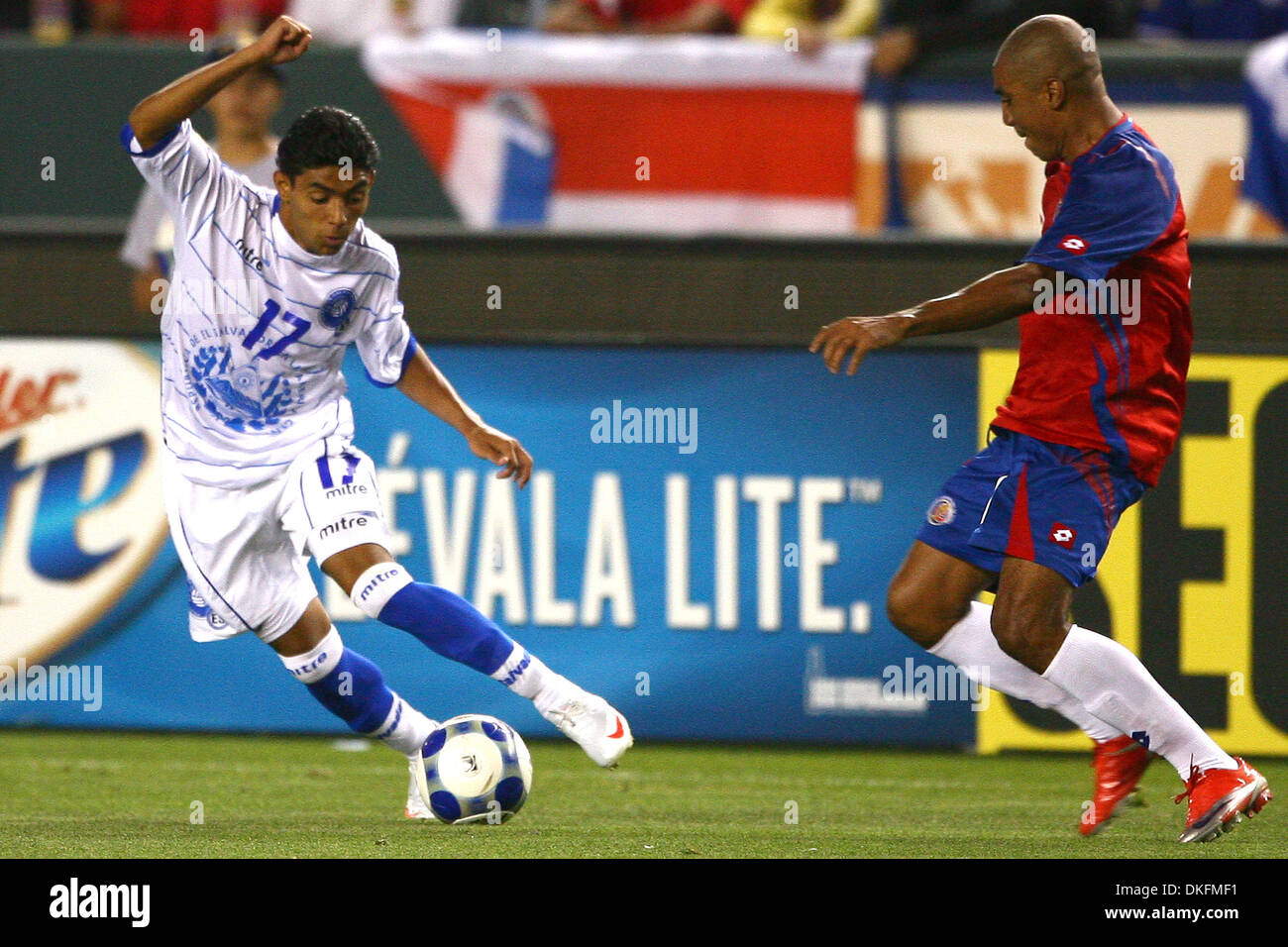 Jul 03, 2009 - Carson, California, USA - Action between El Salavador ...