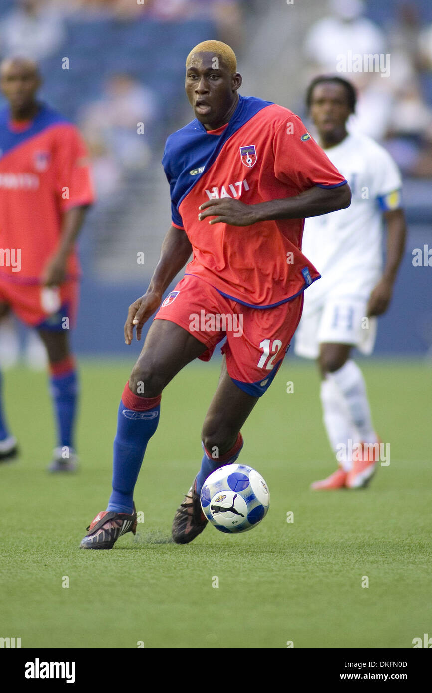 Jul 04, 2009 - Seattle, Washington, USA - Passing up field, JAMES ...