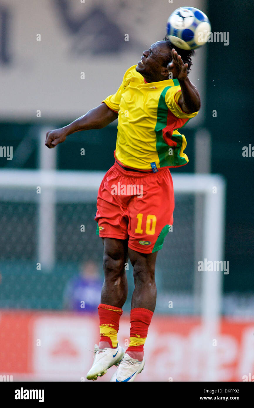 Soccer statdium hi-res stock photography and images - Alamy