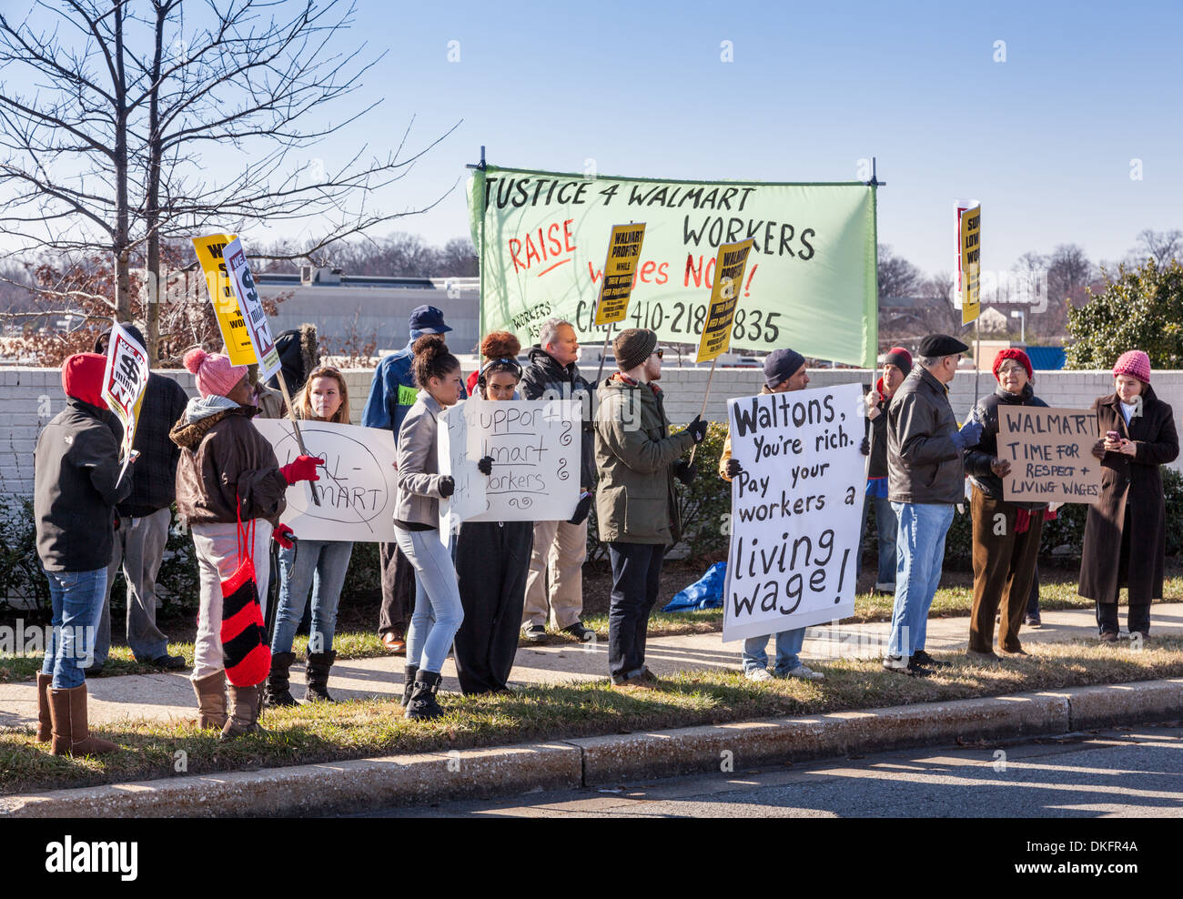 Black Friday anti-Walmart protest, supporting living wage, Towson ...