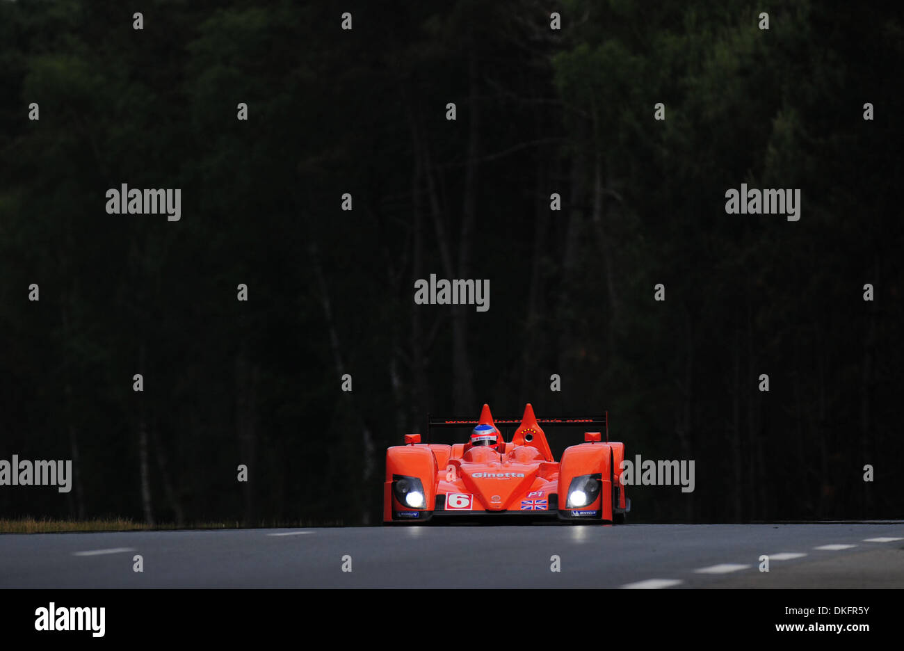 Zytek 09s hi-res stock photography and images - Alamy