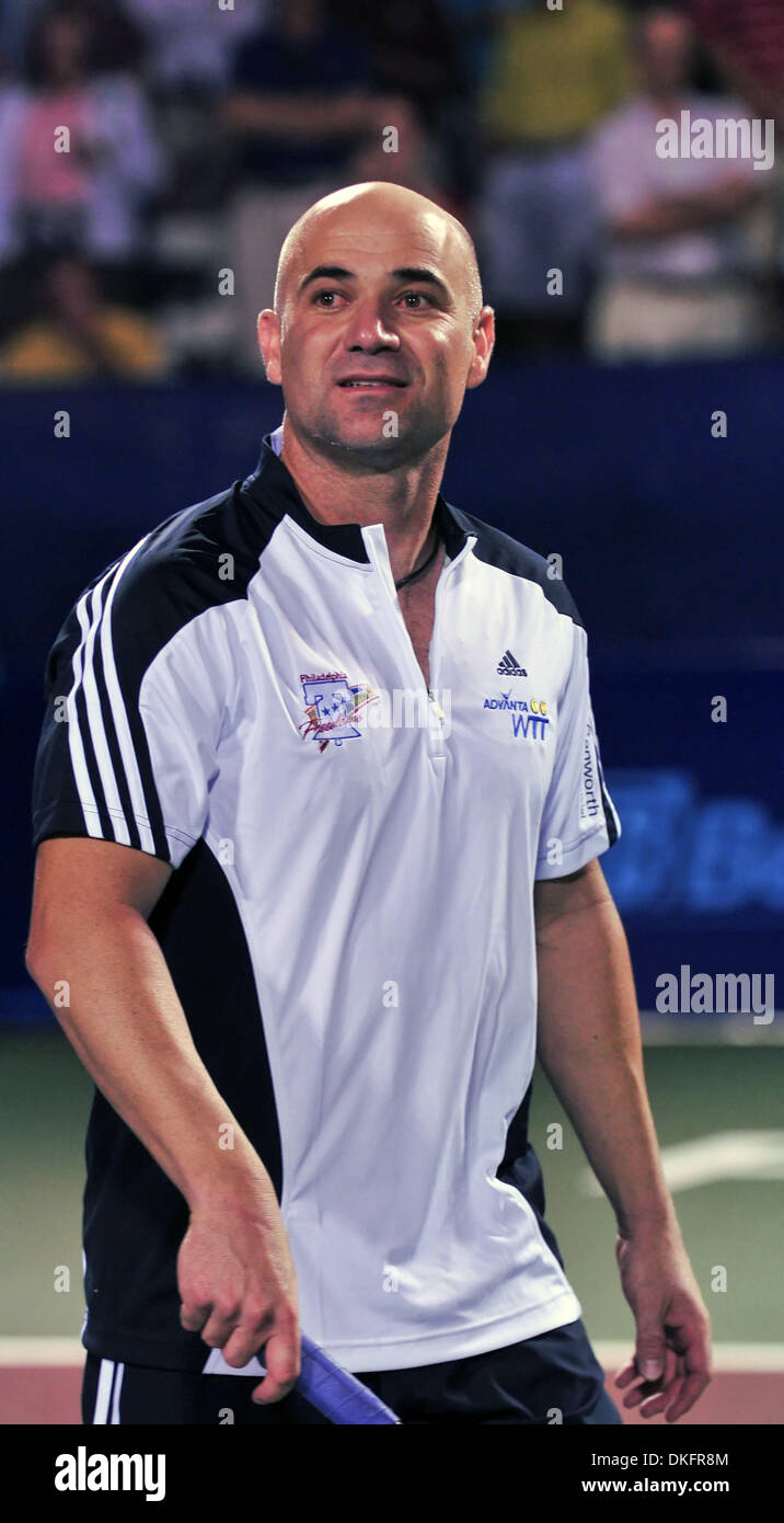 Andre agassi as a player hi-res stock photography and images - Alamy