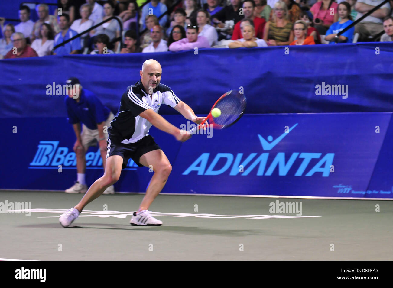 Andre agassi as a player hi-res stock photography and images - Alamy