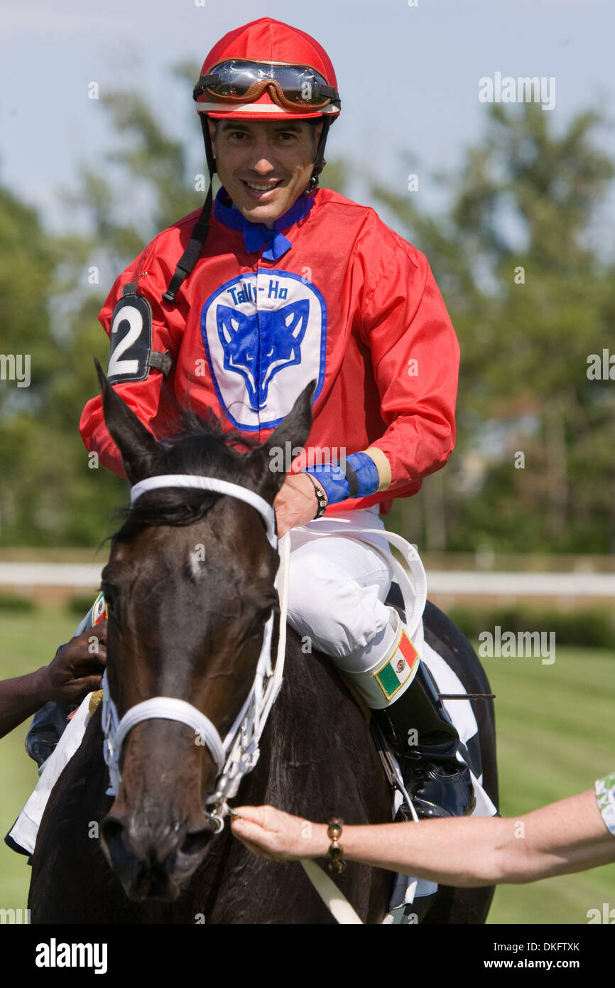 Frank gerry hi-res stock photography and images - Alamy