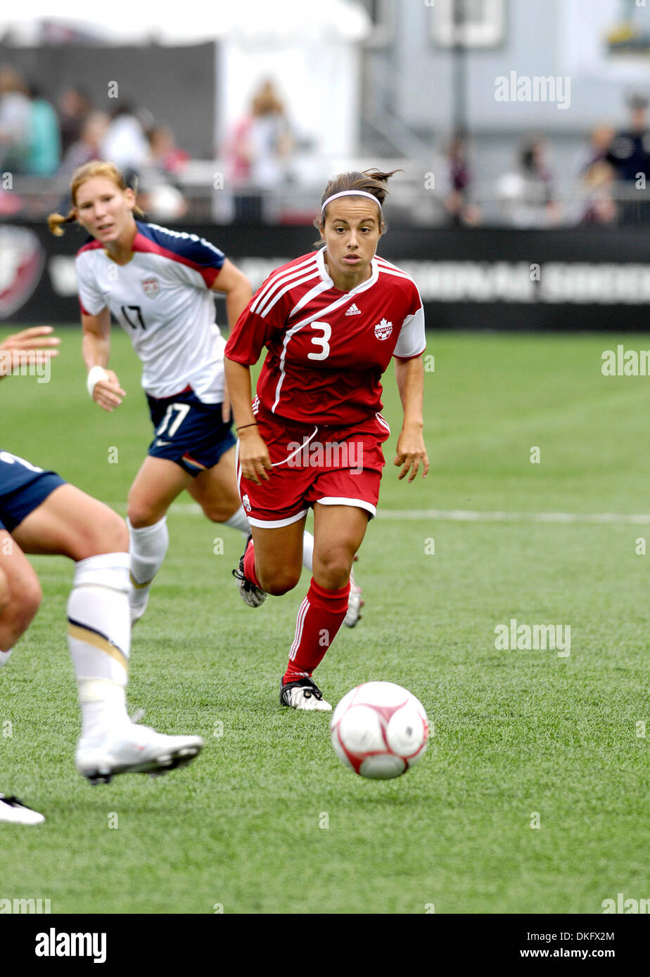 July 19, 2009: Canada's Gina Pacheco (#3) in action as the USA defeated ...