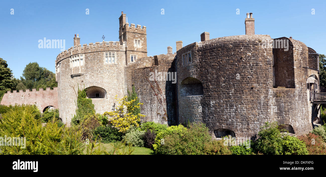 Walmer castle hi-res stock photography and images - Alamy