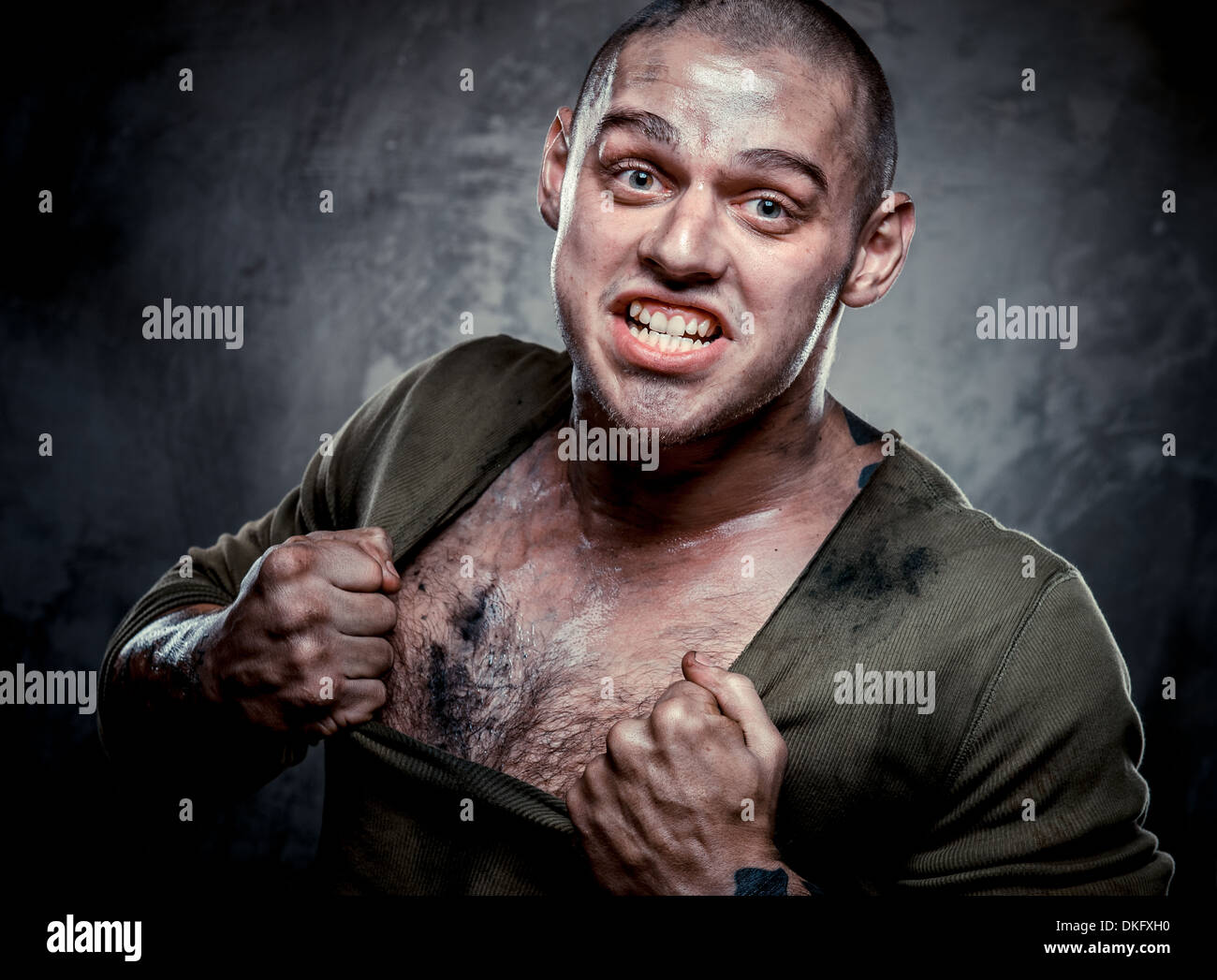 Angry muscle man hi-res stock photography and images - Alamy