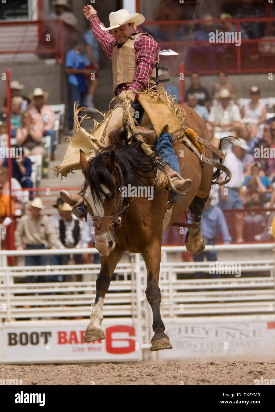 Jul 24, 2009 - Cheyenne, Wyoming, USA - JUSTIN BROWNING competes in the ...