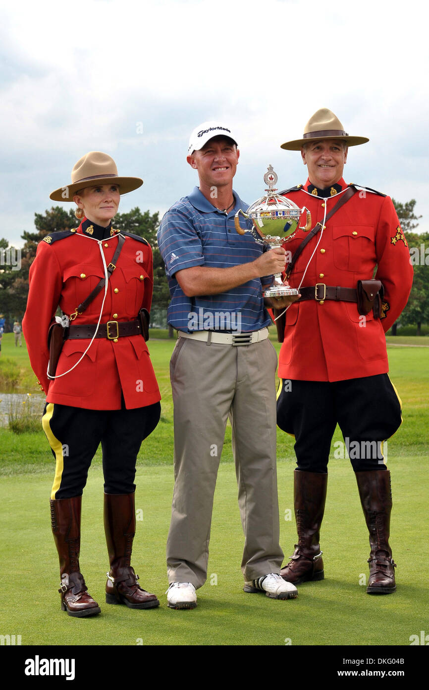 Rbc canadian open trophy hi-res stock photography and images - Alamy