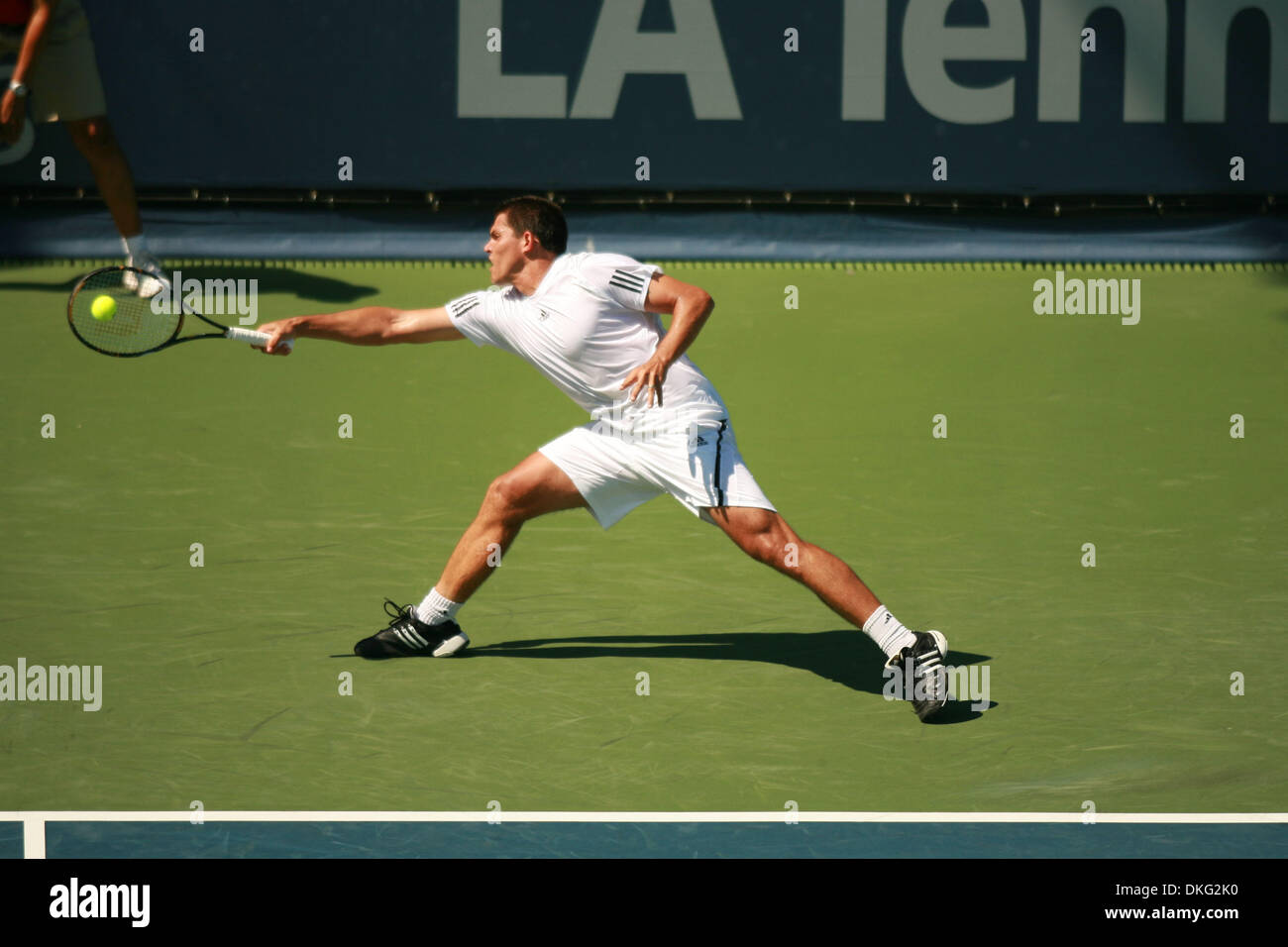 Jul 28, 2009 - Los Angeles, California, USA - TAYLOR DENT returns a ...