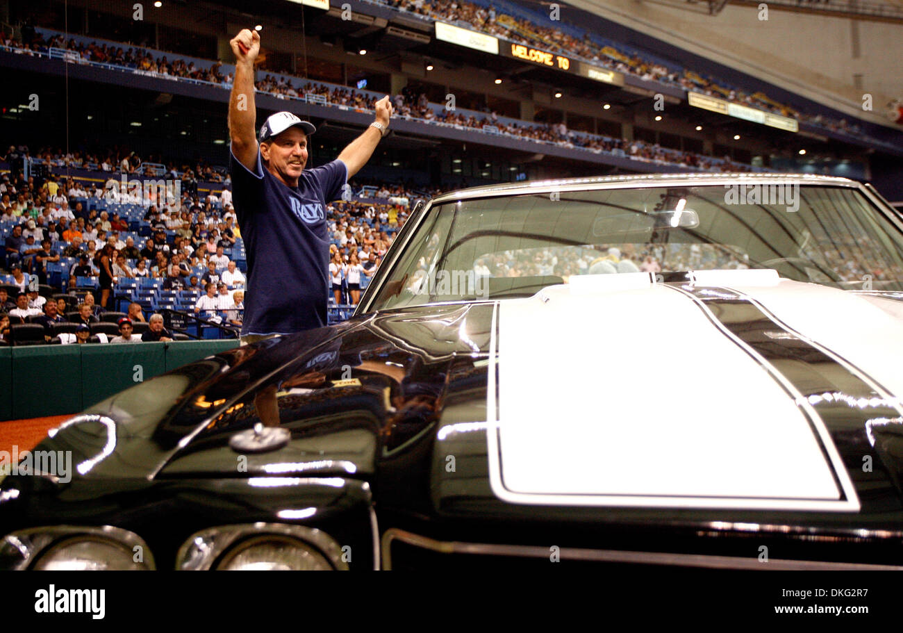 SP 305678 SHAD RAYS 03 (07/27/2009 St. Petersburg) Tim Whitney, from ...