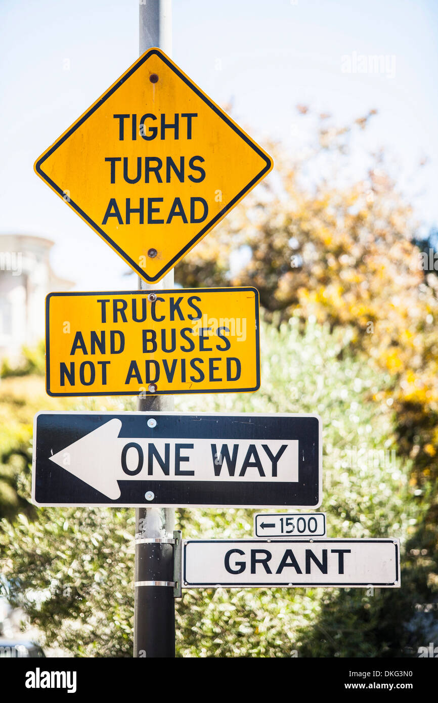 American street signs hi-res stock photography and images - Alamy