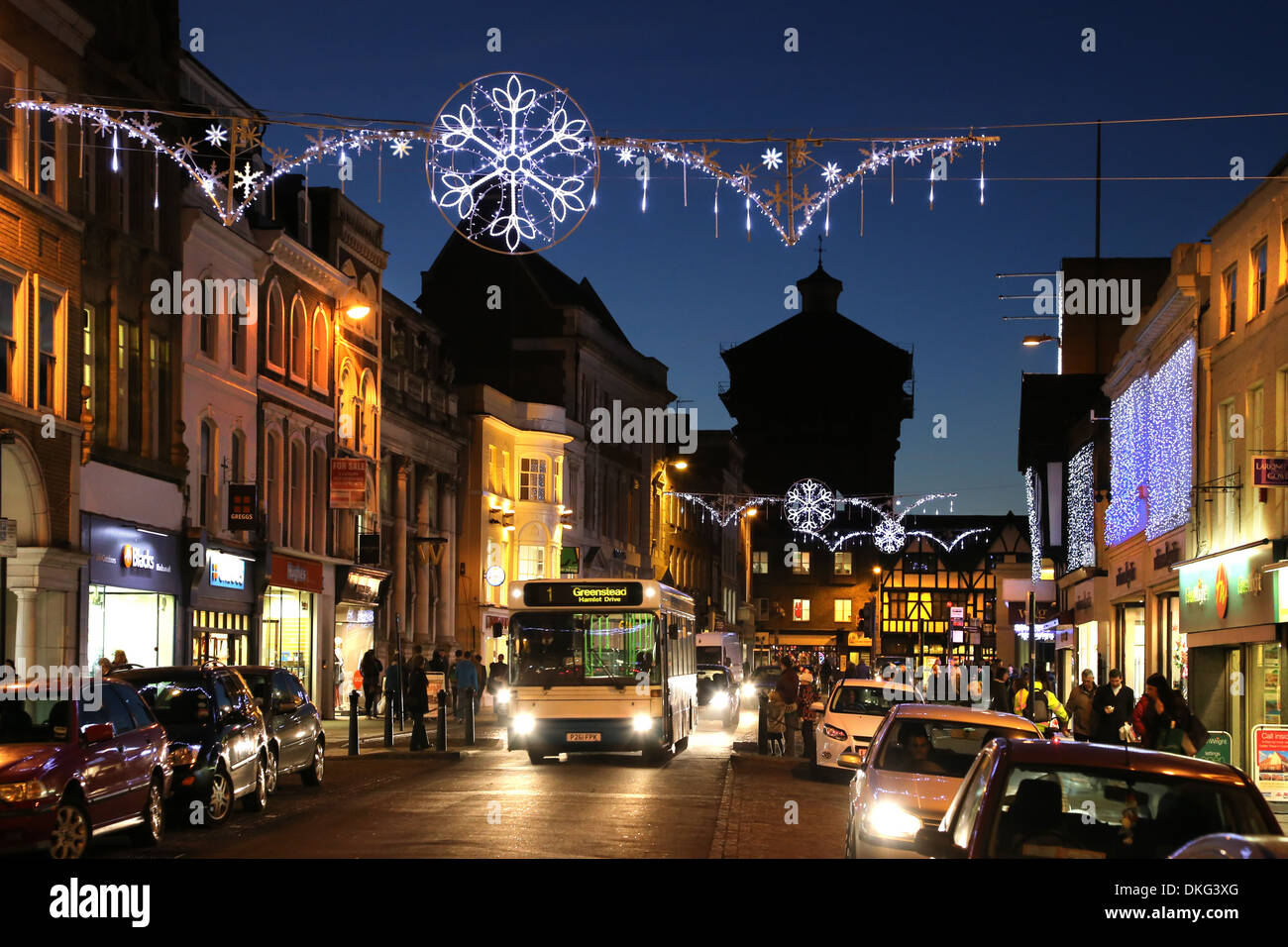 Night time with street lights hi-res stock photography and images - Alamy
