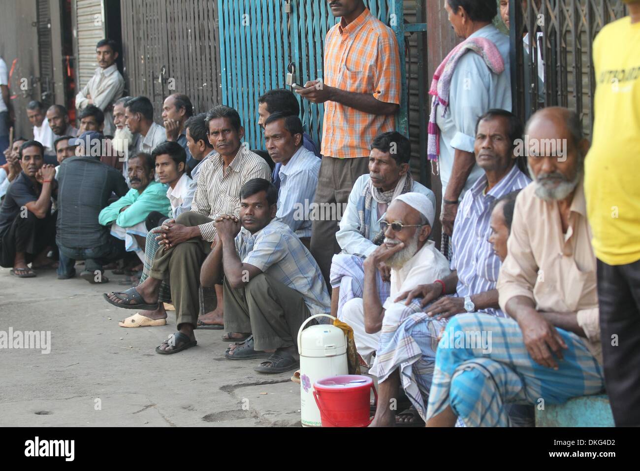 Bangladeshi day labor hi-res stock photography and images - Alamy