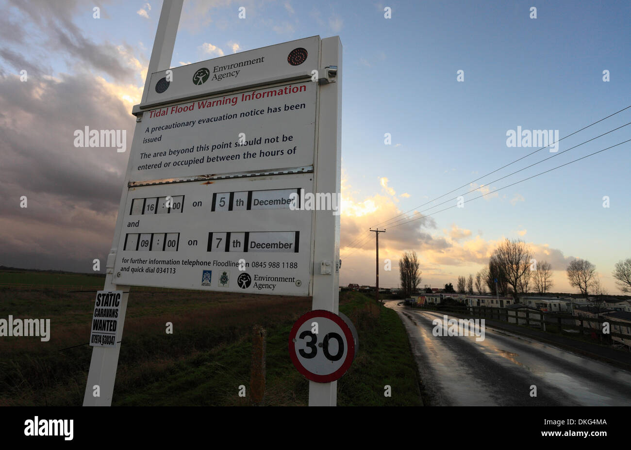 Stengthen hi-res stock photography and images - Alamy