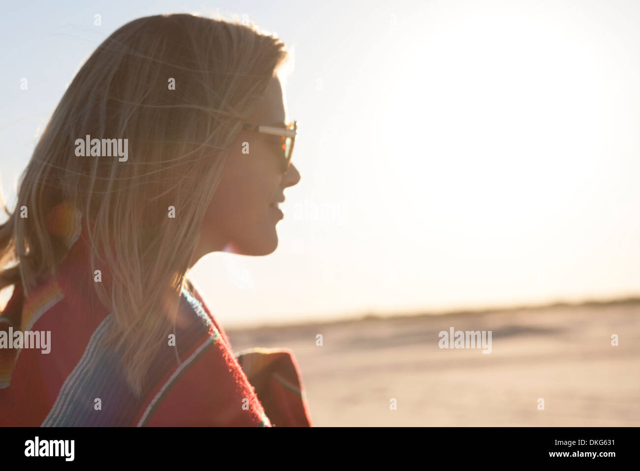 Woman blanket around shoulders hi-res stock photography and images - Alamy