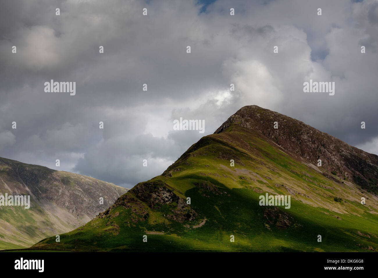 Triangle mountain hi-res stock photography and images - Alamy