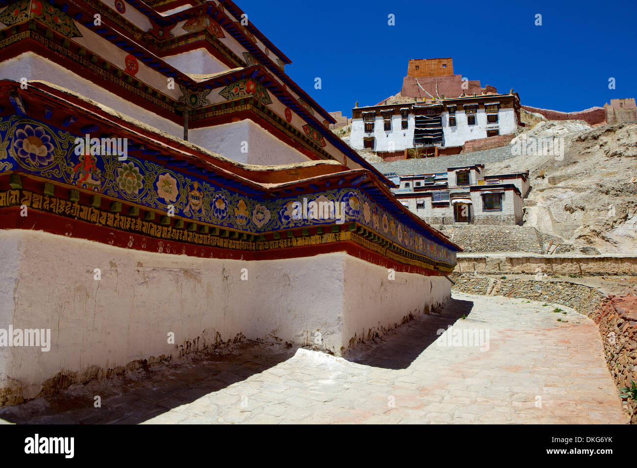 Kumbum chorten monasteries monastery hi-res stock photography and ...