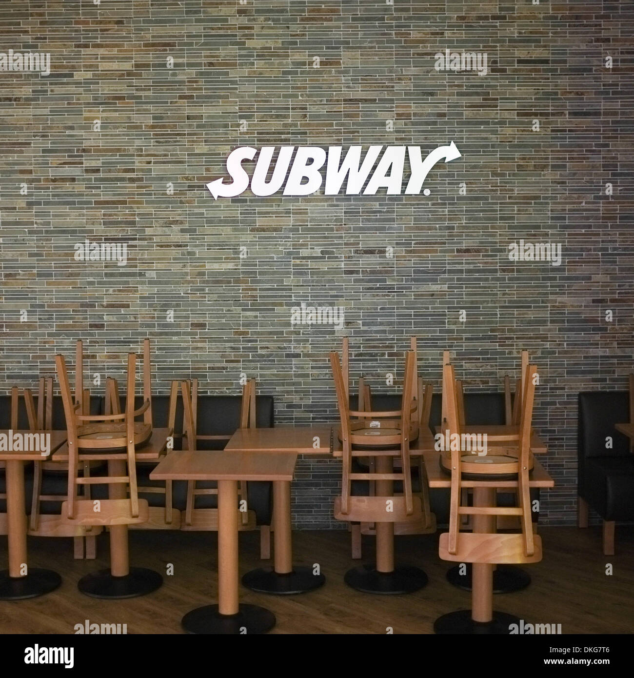 Pasing arcaden shopping centre hi-res stock photography and images - Alamy