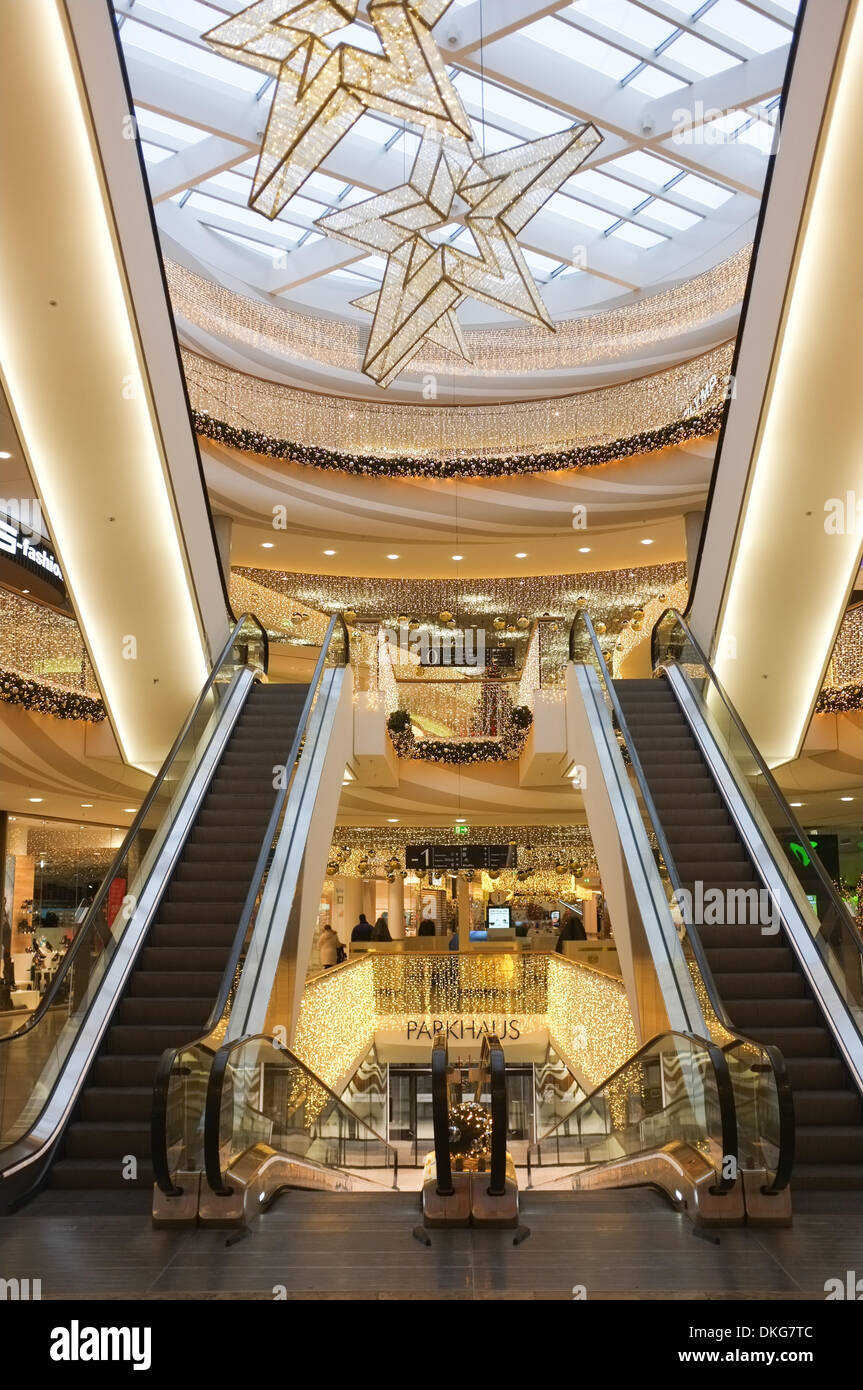 Pasing arcaden shopping centre hi-res stock photography and images - Alamy