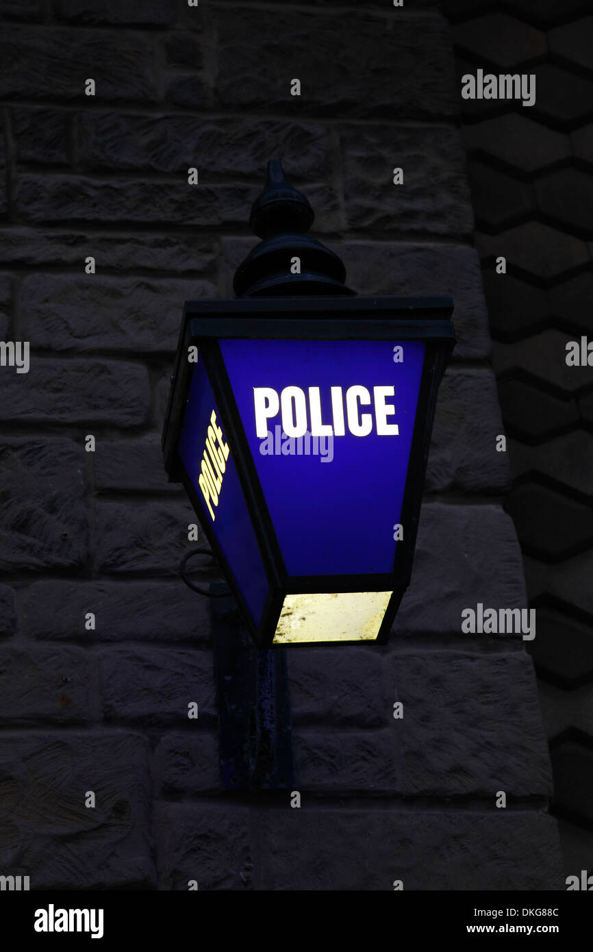 Police station blue lamp hi-res stock photography and images - Alamy