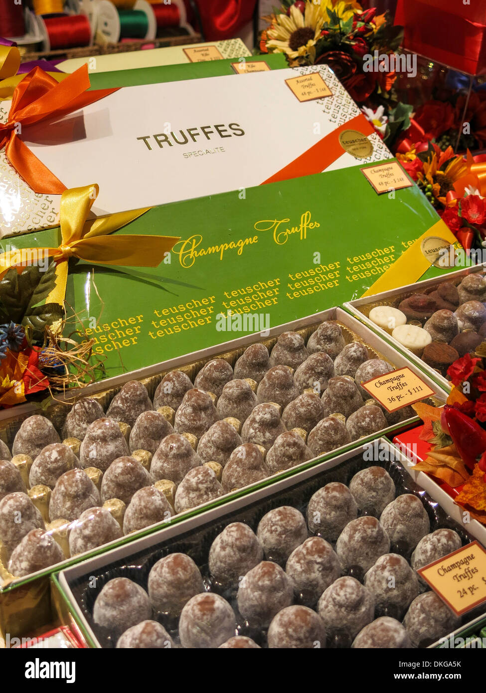 Teuscher Chocolatier, Rockefeller Center, NYC Stock Photo - Alamy