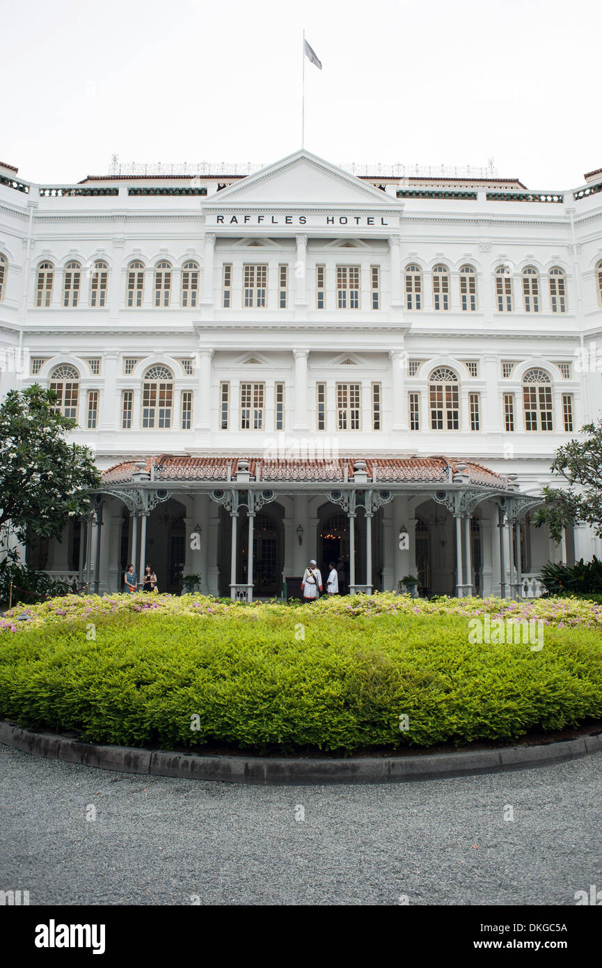 Raffles courtyard sign hi-res stock photography and images - Alamy