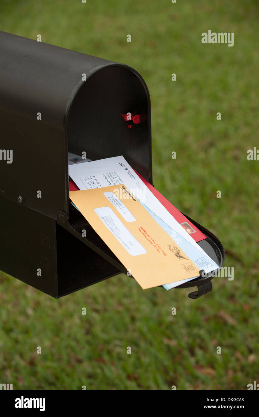 Us letters hi-res stock photography and images - Alamy