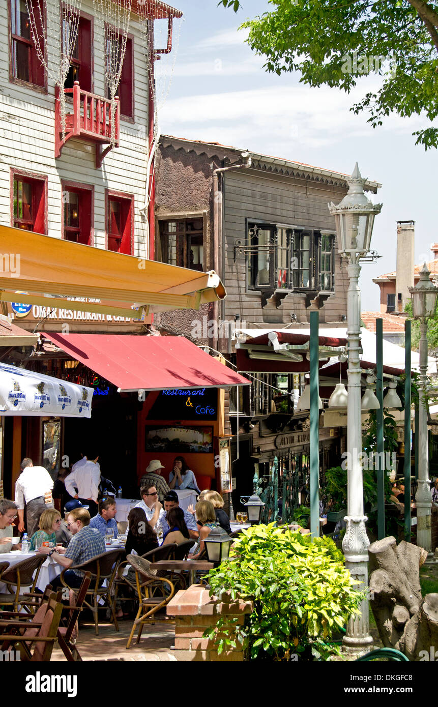 Old town of istanbul hi-res stock photography and images - Alamy