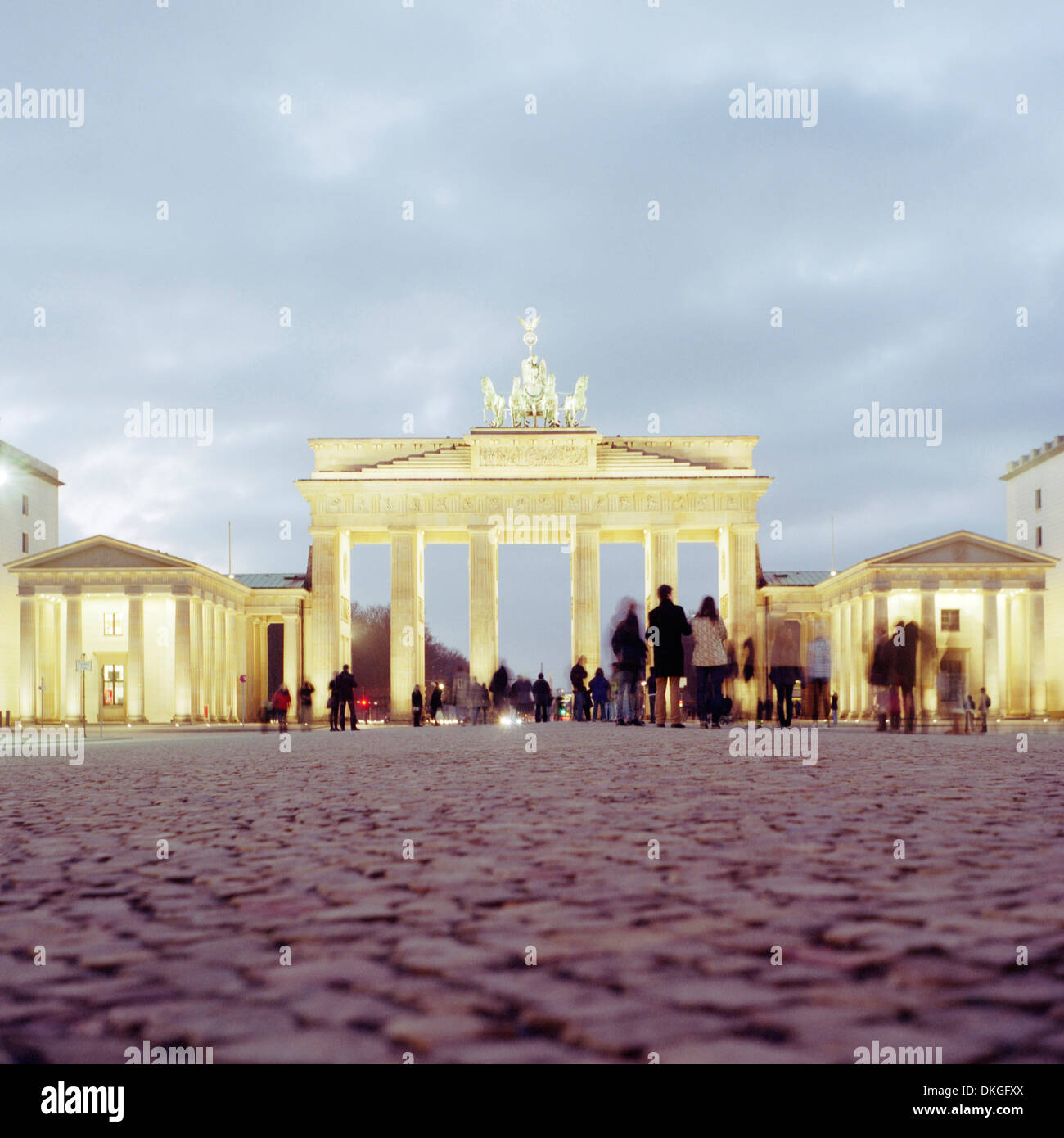 Pariser platz berlin hi-res stock photography and images - Alamy