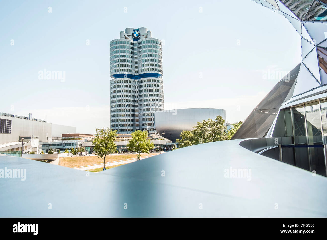 Bmw headquarters hi-res stock photography and images - Alamy