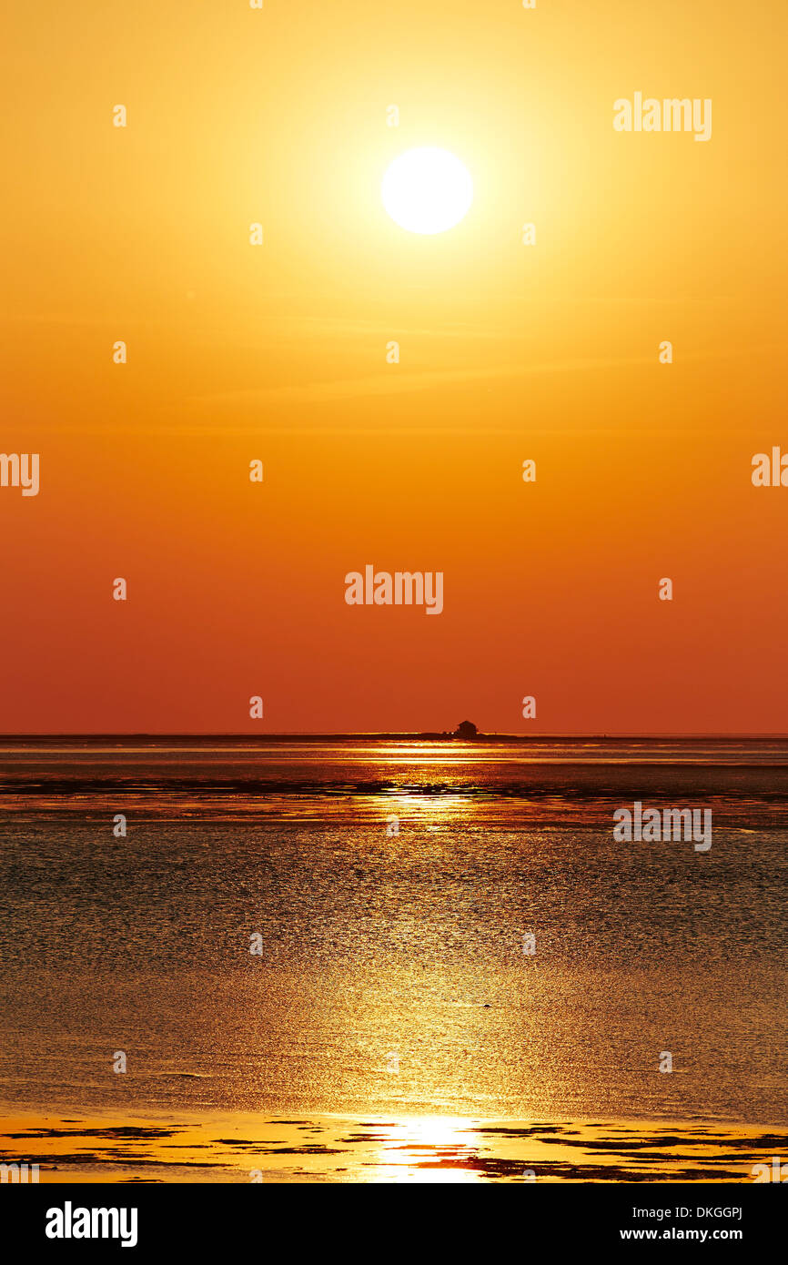 Sunset above the Wadden Sea, Pellworm Island, Germany Stock Photo - Alamy