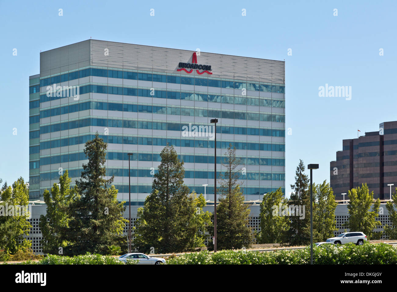 Broadcom office building in Silicon Valley, Santa Clara, California ...