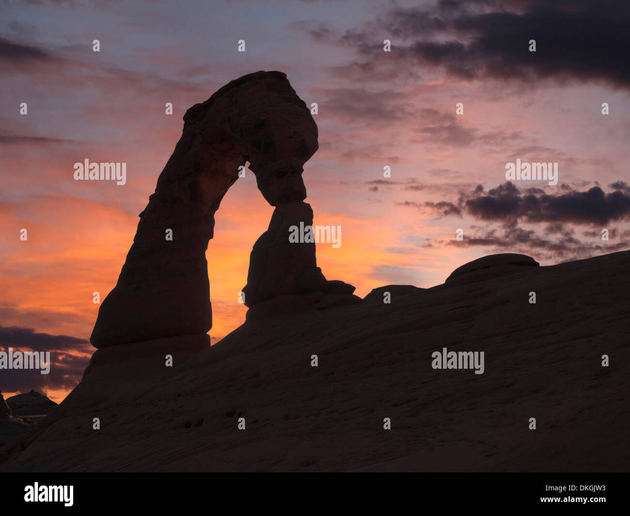 Delicate arch hike hi-res stock photography and images - Alamy