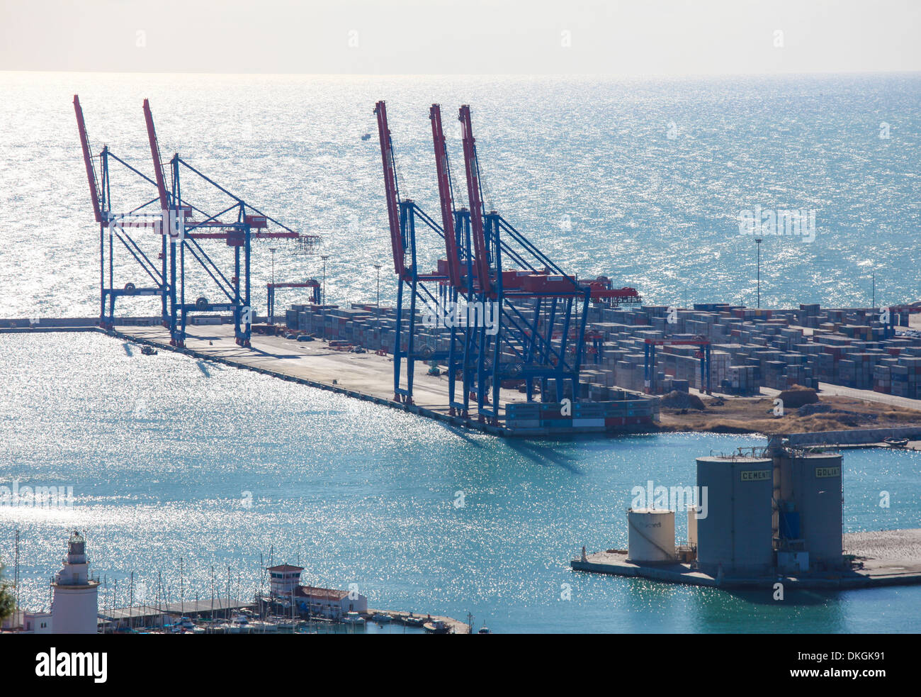 Spain shipping container hi-res stock photography and images - Alamy