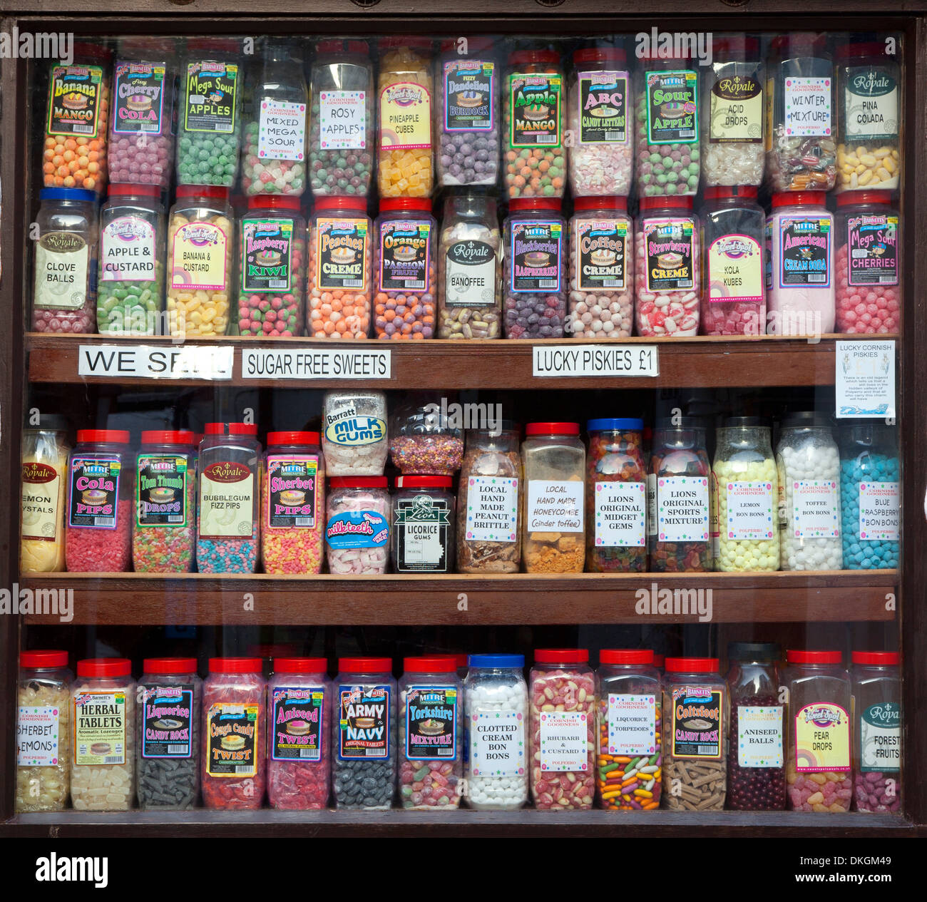 Old fashioned sweets hi-res stock photography and images - Alamy