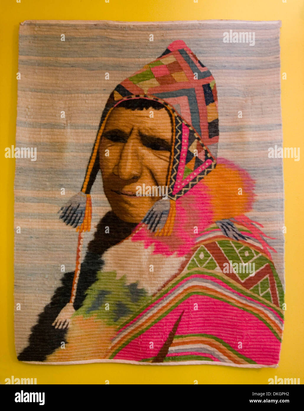 Peruvian Tapestry High Resolution Stock Photography and Images - Alamy