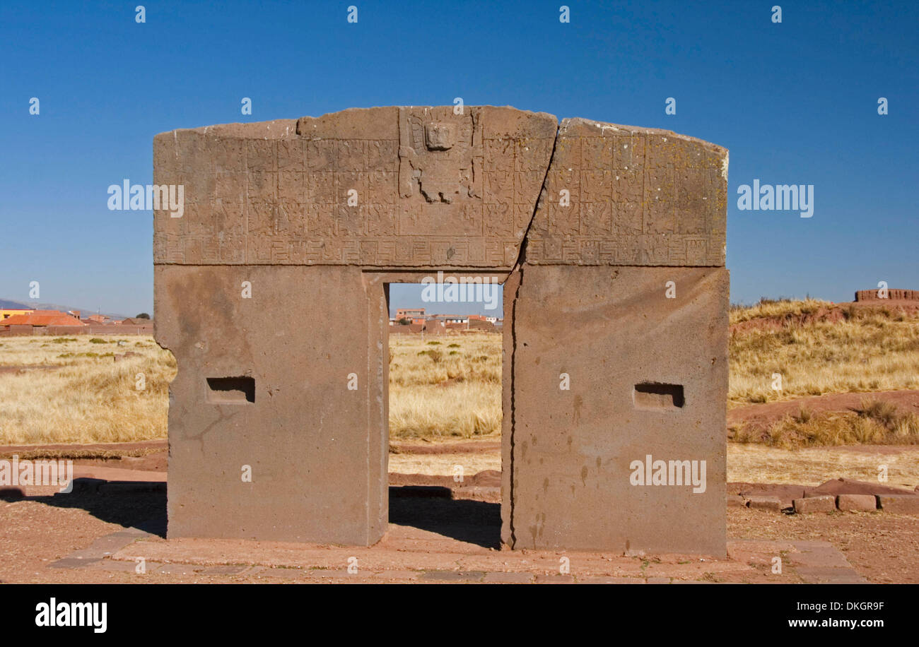 Impressive doorway - Puerta del Sol - at Tiwanaku - part of ruins of ...